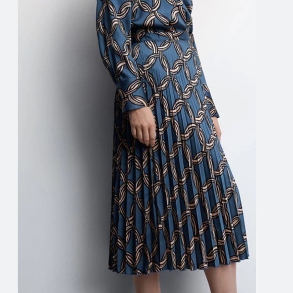 Mango | Skirts | Mango Nwt Katea Scarf Print Pleated Midi Skirt | Poshmark